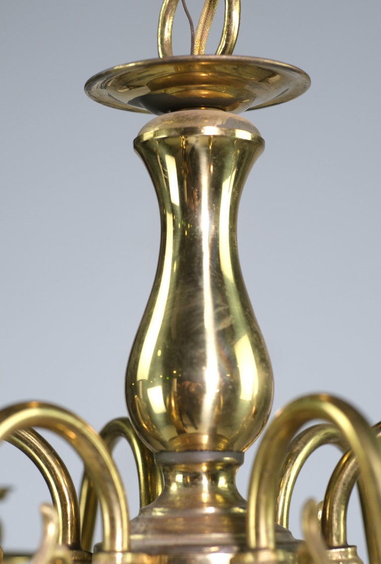 Williamsburg Style 6 Arm Chandelier Polished Brass Finish For Sale at 1stDibs