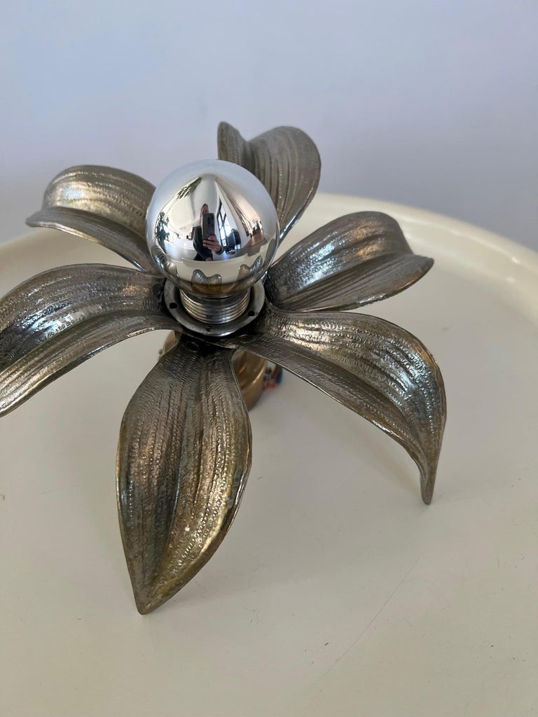 Willy Daro Hollywood Regency Flower Wall Light For Sale at 1stDibs