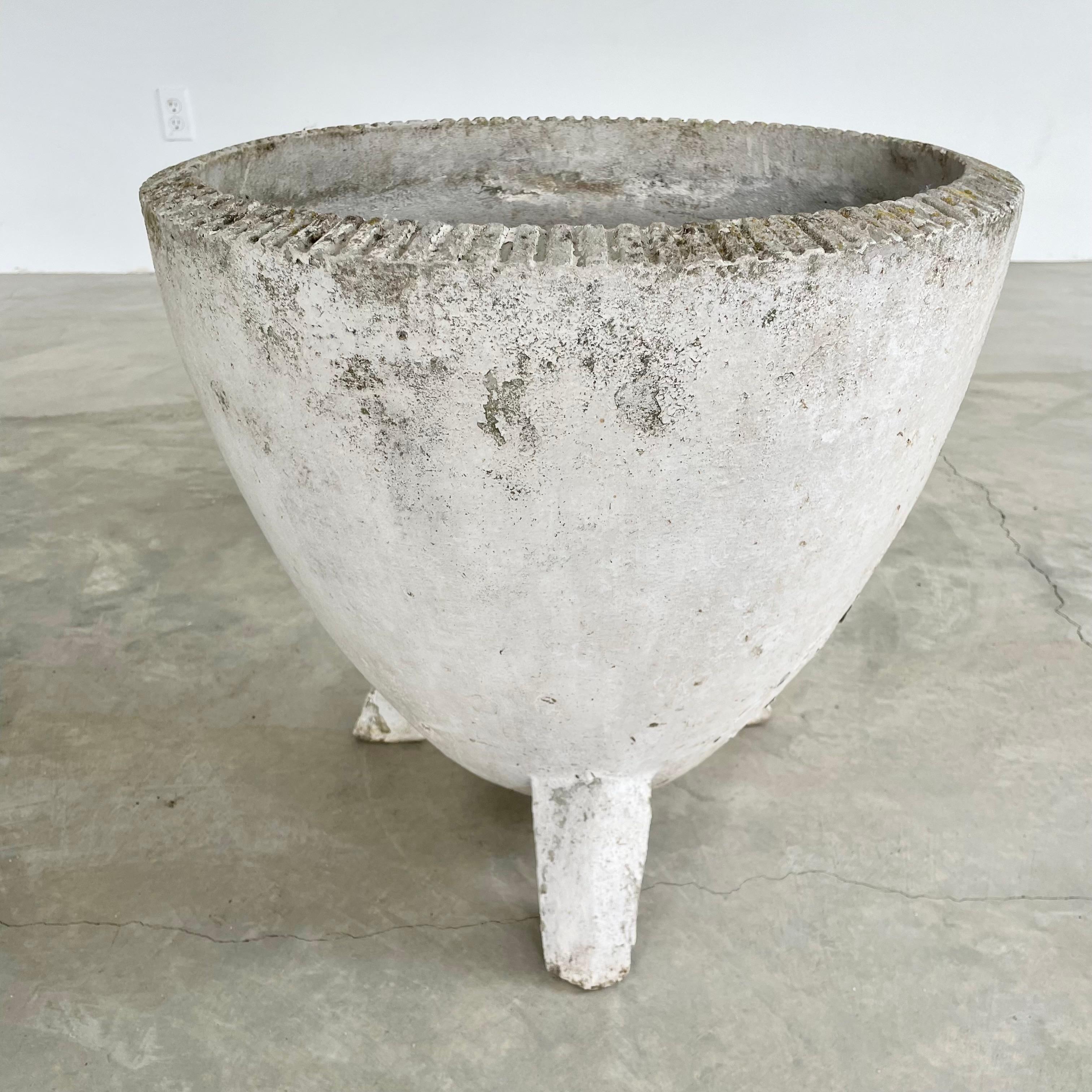 Willy Guhl Atomic Tripod Planter, 1960s Switzerland For Sale at 1stDibs