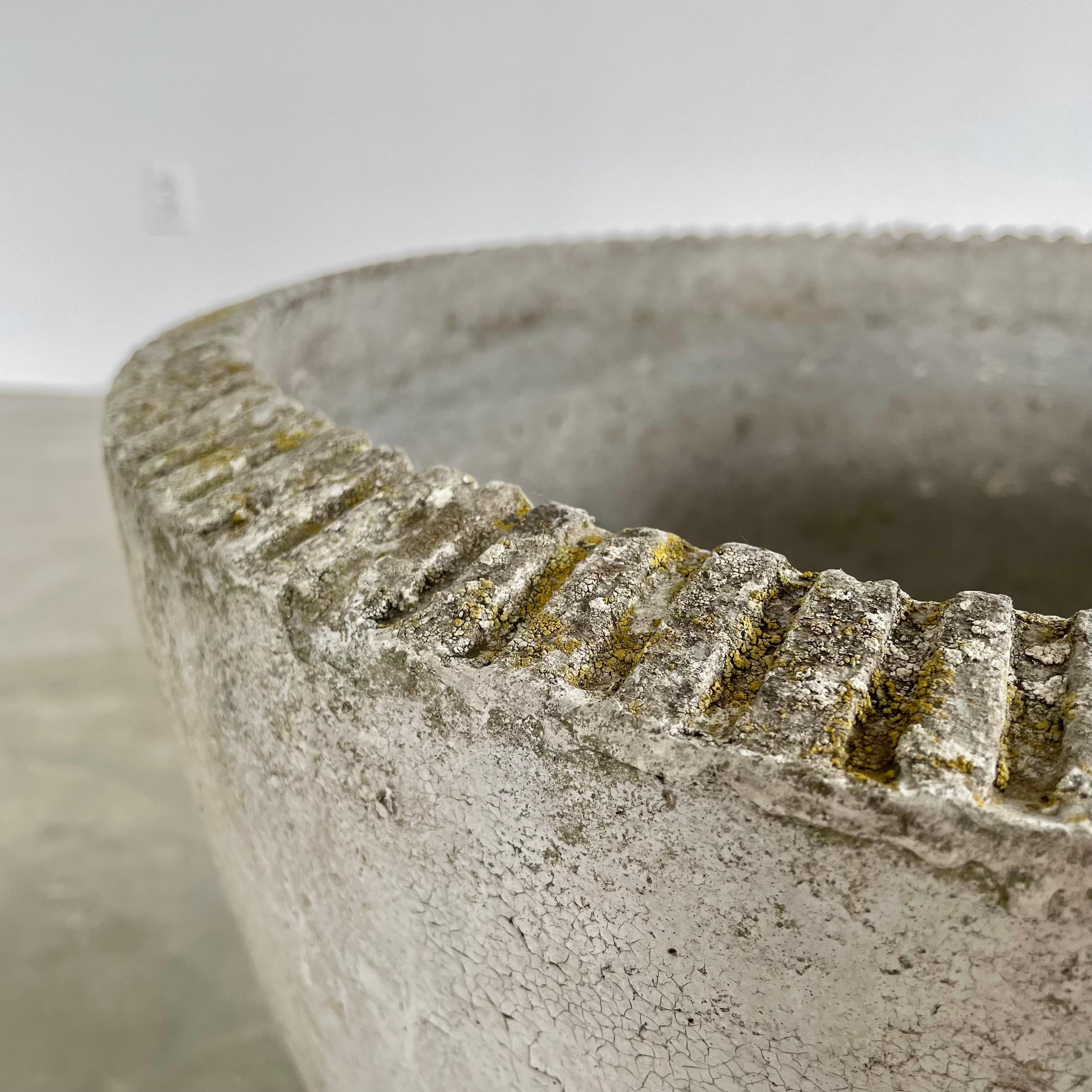 Willy Guhl Atomic Tripod Planter, 1960s Switzerland For Sale at 1stDibs
