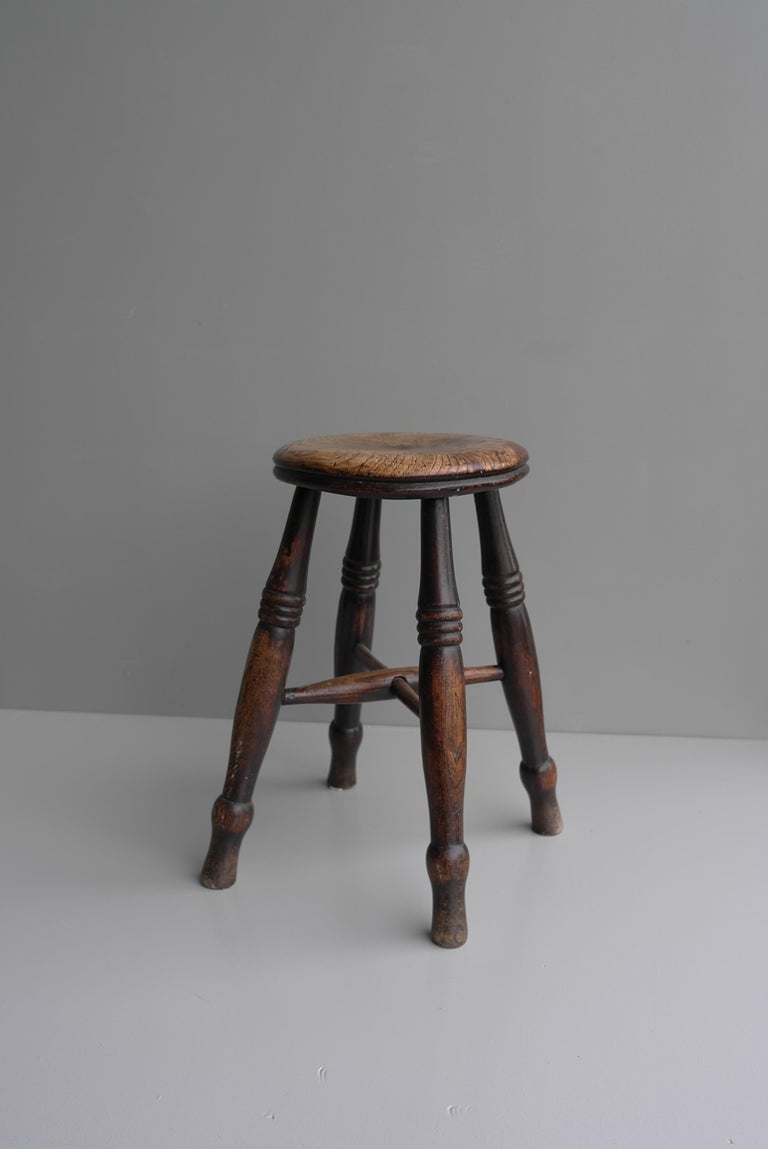 Windsor Stool in Dark Wood with Rich Patina, England, 1920's For Sale ...