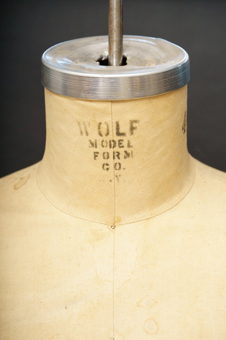 Wolf Body Form Mannequin W/ Iron Stand Collapsible Shoulders For Sale ...