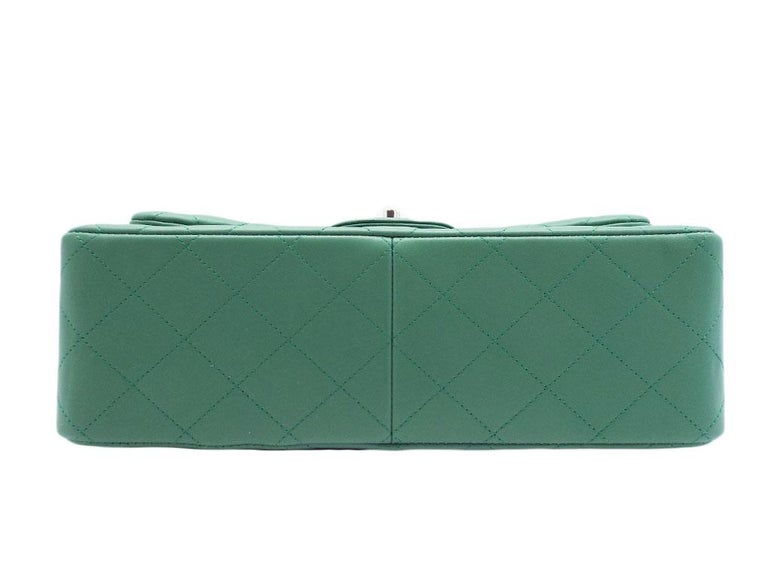 WOMENS DESIGNER Chanel Classic Jumbo Double Flap For Sale at 1stDibs