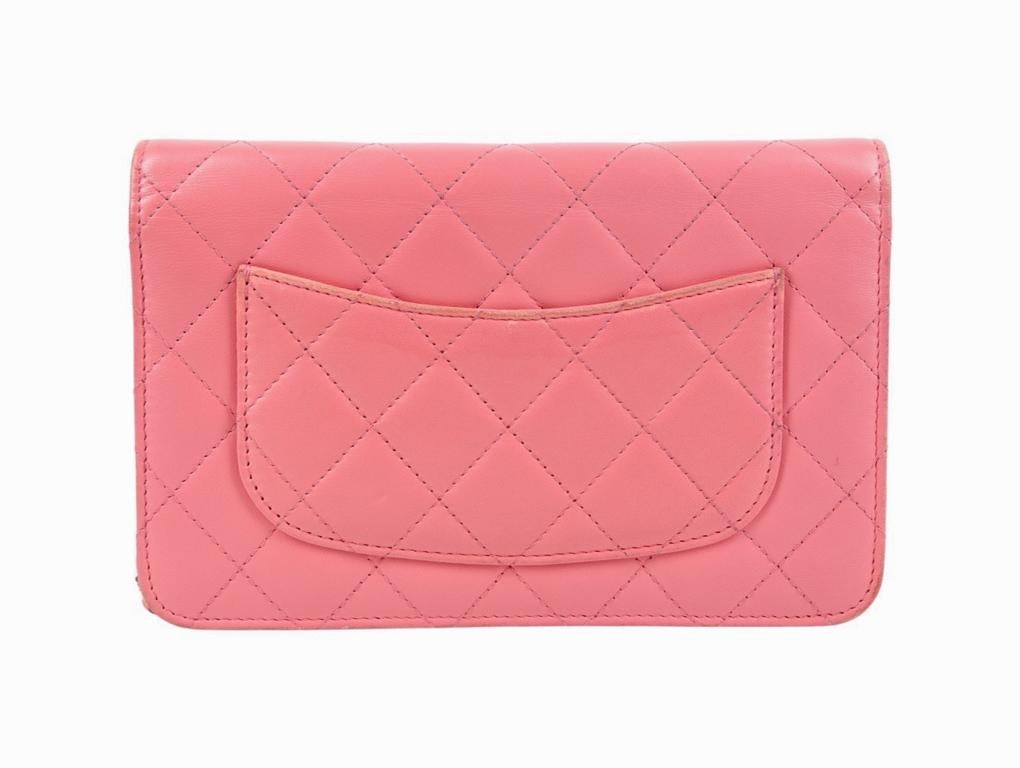 WOMENS DESIGNER Chanel Classic Wallet on Chain Pink at 1stDibs