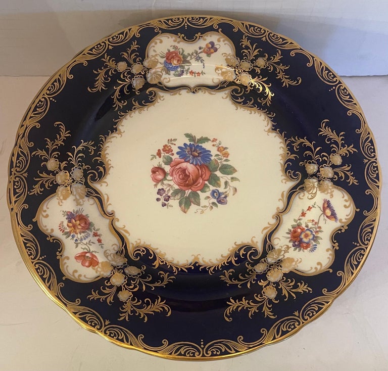 Wonderful Floral Pattern Service 12 Dinner Porcelain Plates Aynsley ...