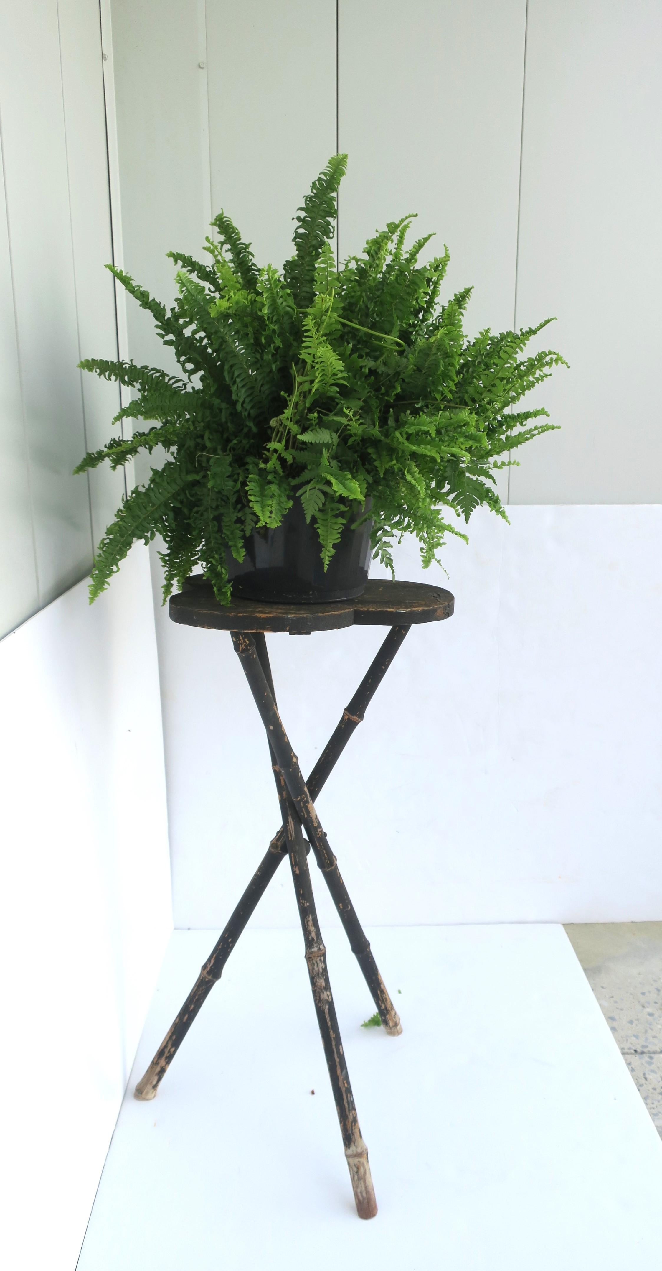 Wood Bamboo Side Table For Sale at 1stDibs