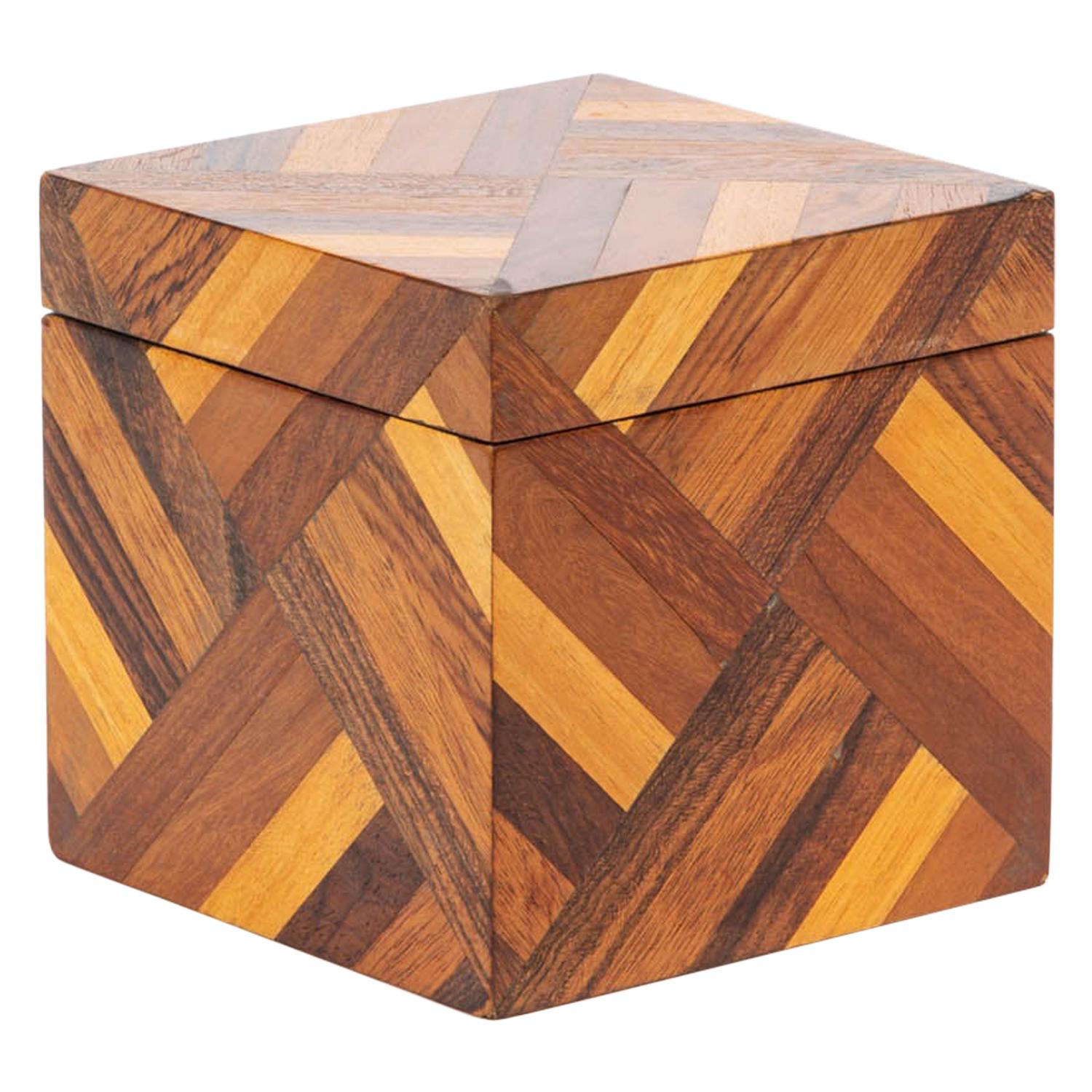Chic Box with Graphic Geometric Pattern For Sale at 1stdibs