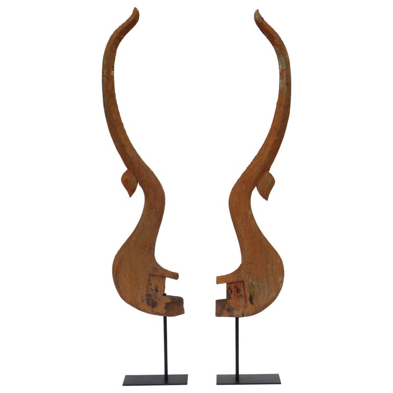 Wooden Chofa, Northern Thailand, 19th Century For Sale at 1stDibs