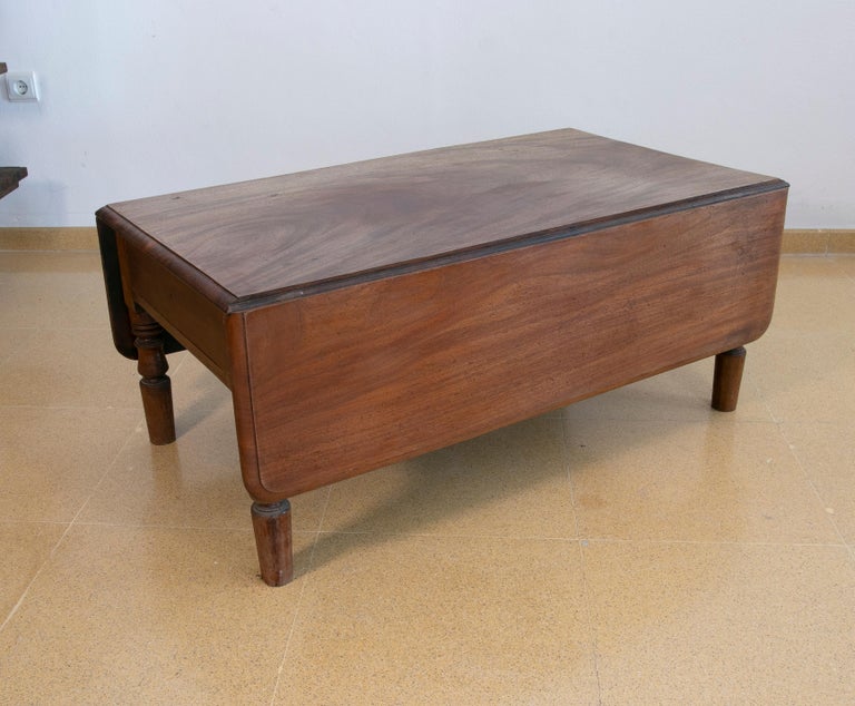 Wooden Coffee Wing Table with Drawers on the Side For Sale at 1stDibs