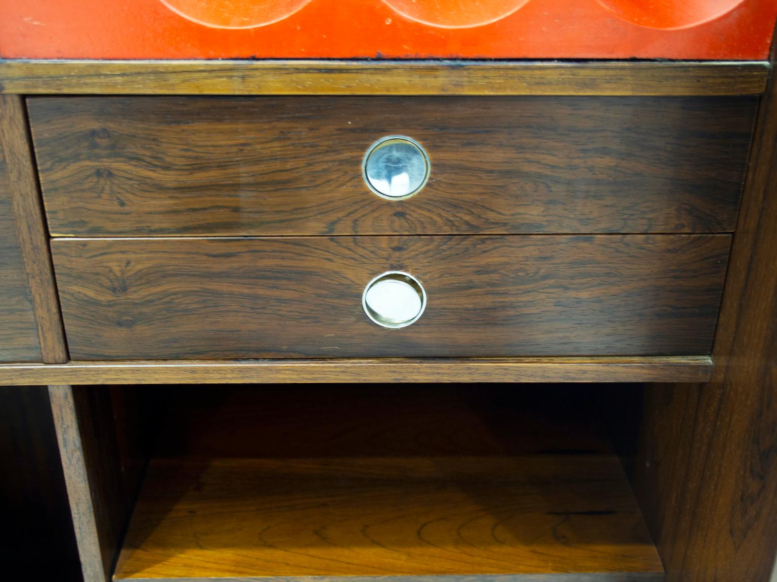 Wooden Free-Standing Dry Bar with Flip-up Top For Sale at 1stDibs