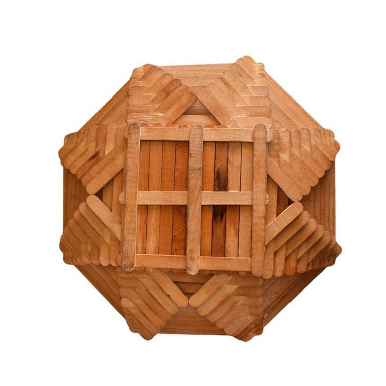 Wooden Octagonal Tramp or Folk Art Basket, 20th Century For Sale at 1stDibs