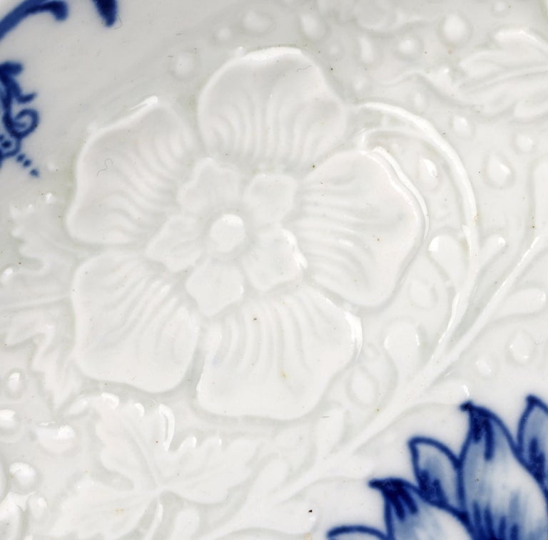 Worcester Porcelain Floral Embossed Chrysanthemum Blue and White Dish ...