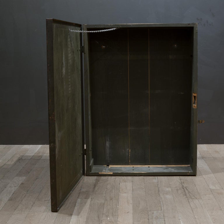 World War 2 Era Military Trunk, c.1940 For Sale at 1stDibs