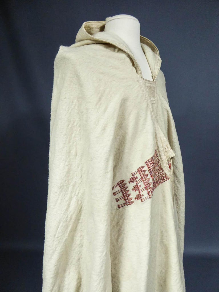 Woven Wool Burnous Traditional Cape - Tunisia around 1950 at 1stDibs ...