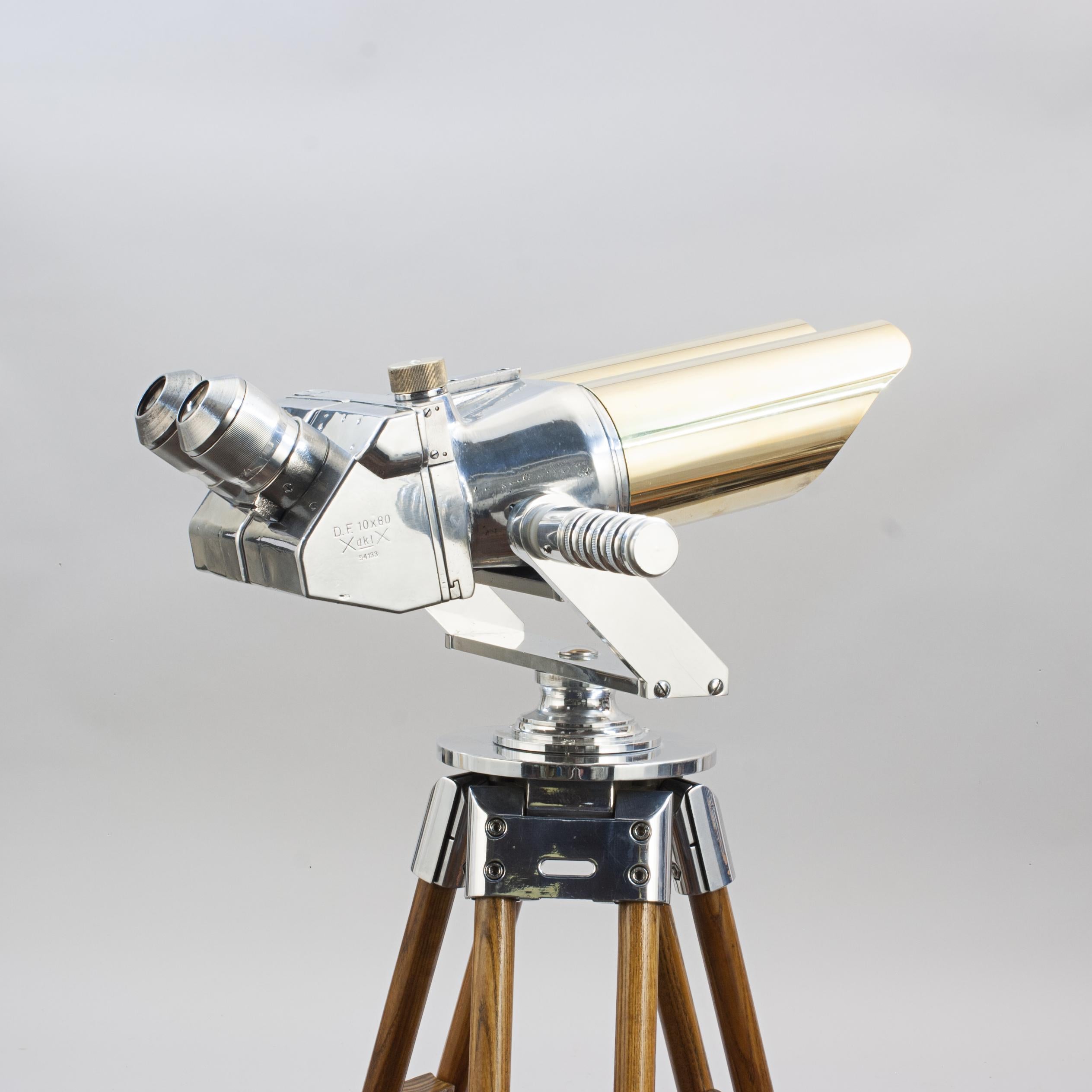 WW II, Schneider Flakglass Observation Binoculars For Sale at 1stDibs