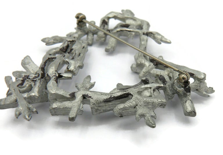 XAVIER LOUBENS Vintage Wood Design Heart Brooch For Sale at 1stDibs