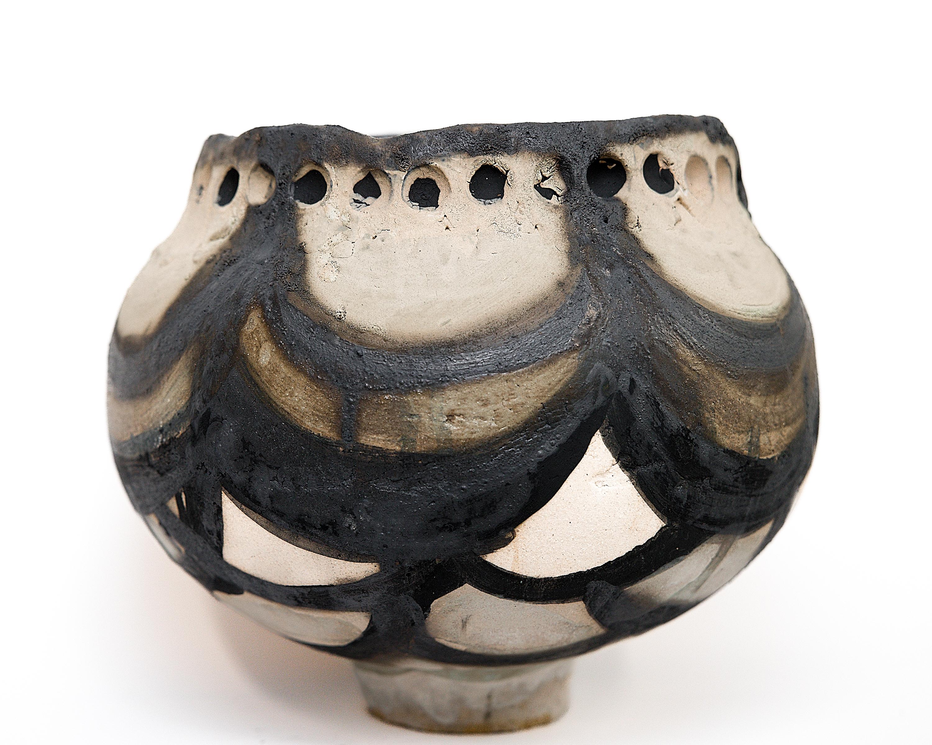 Yakishime Moon Art Vase III For Sale at 1stDibs