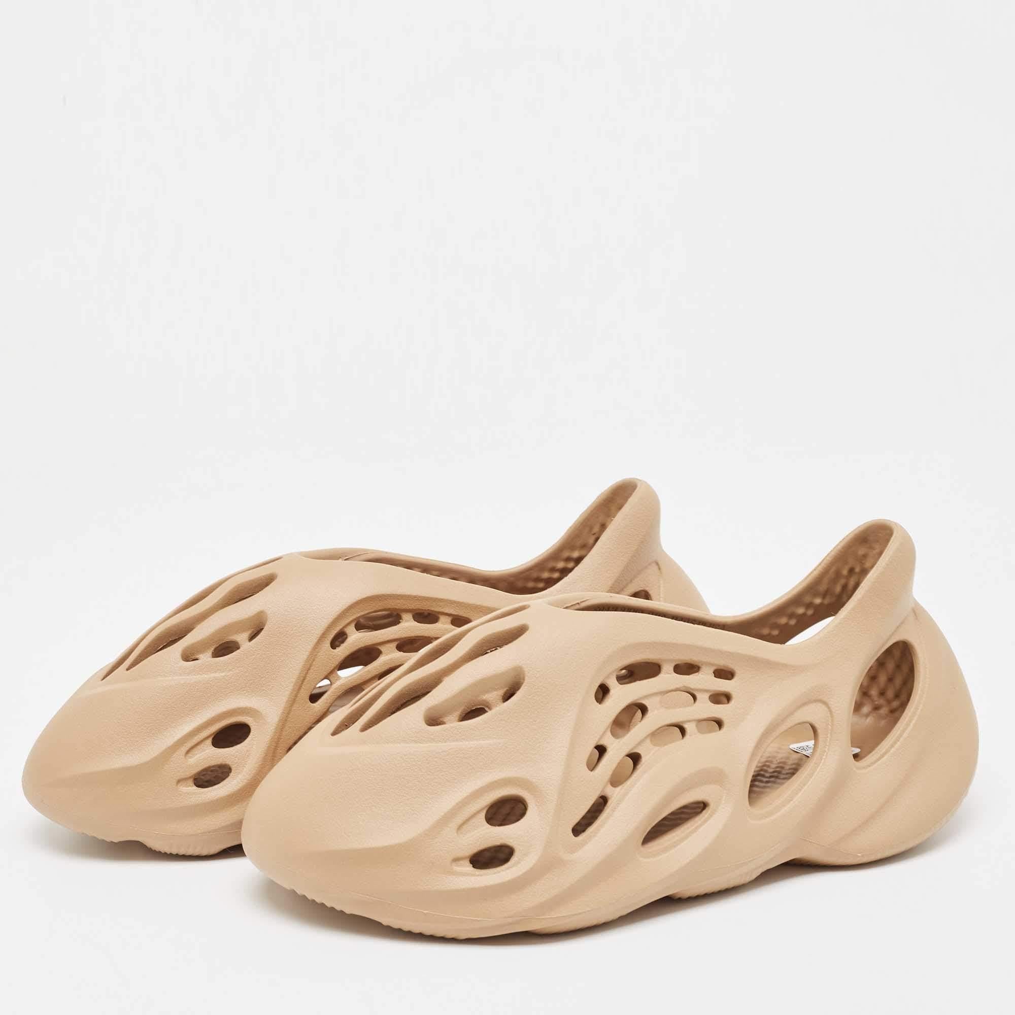 Yeezy x Adidas Brown Rubber Foam Runner Ochre Sneakers Size 42 For Sale ...