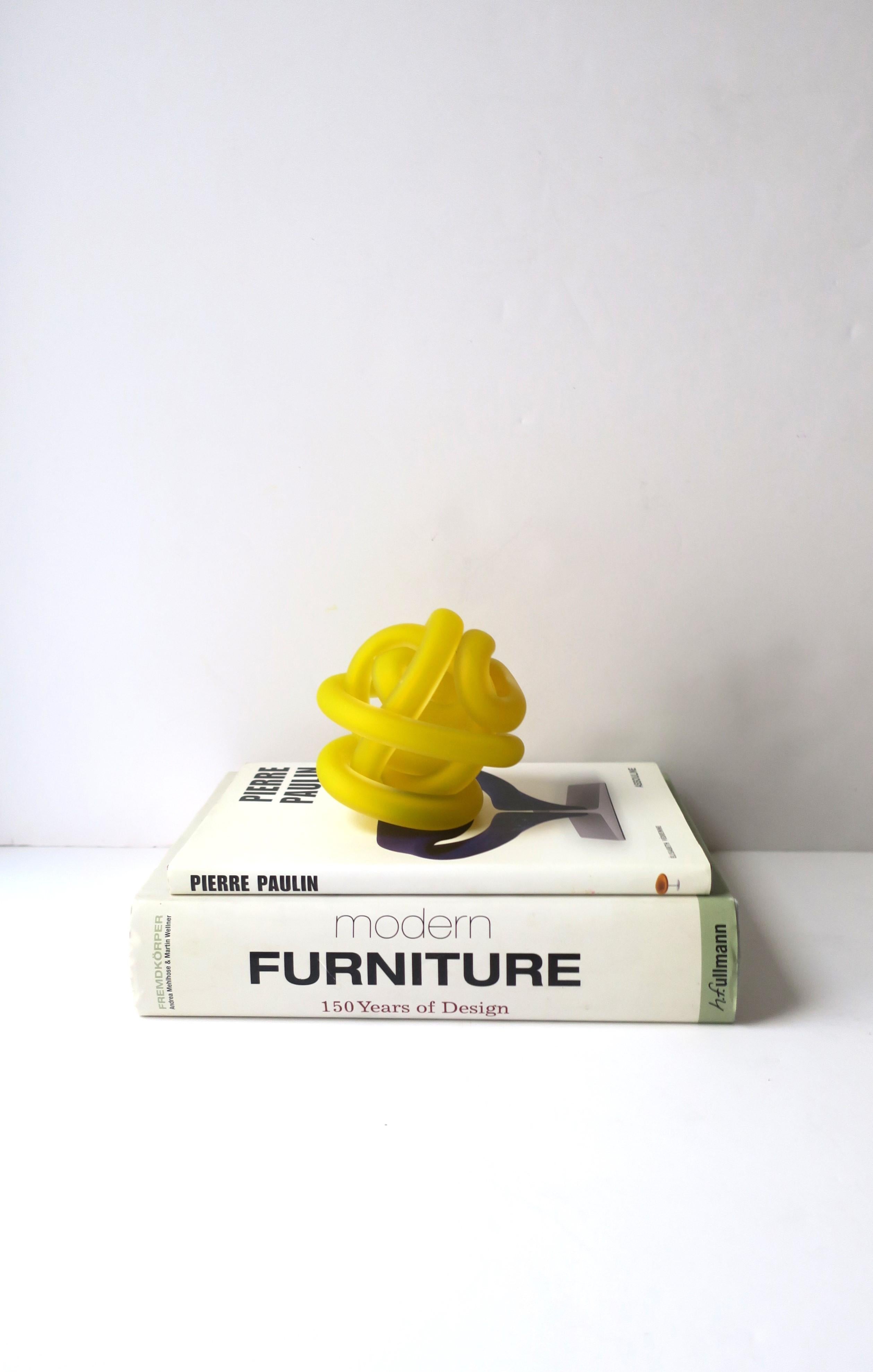 Yellow Art Glass Knot Sculpture Decorative Object at 1stDibs | hay ...