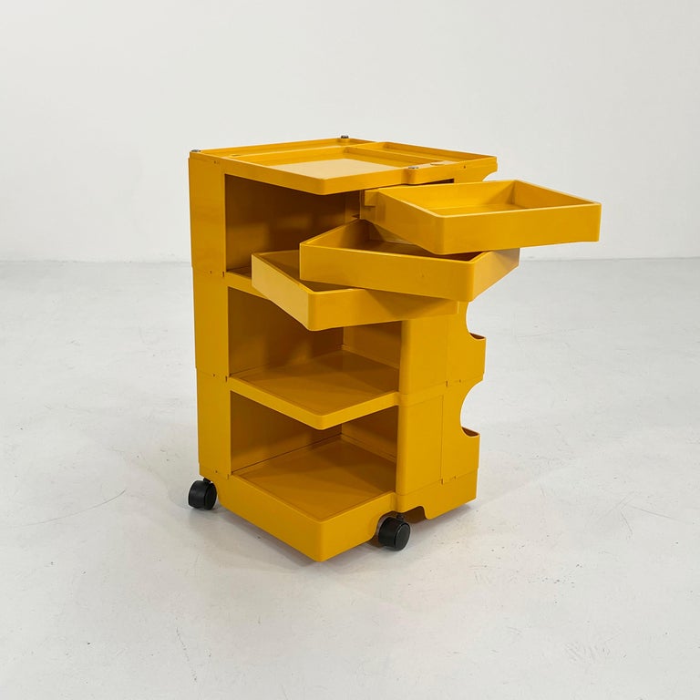Yellow Boby Trolley by Joe Colombo for Bieffeplast, 1960s For Sale at ...