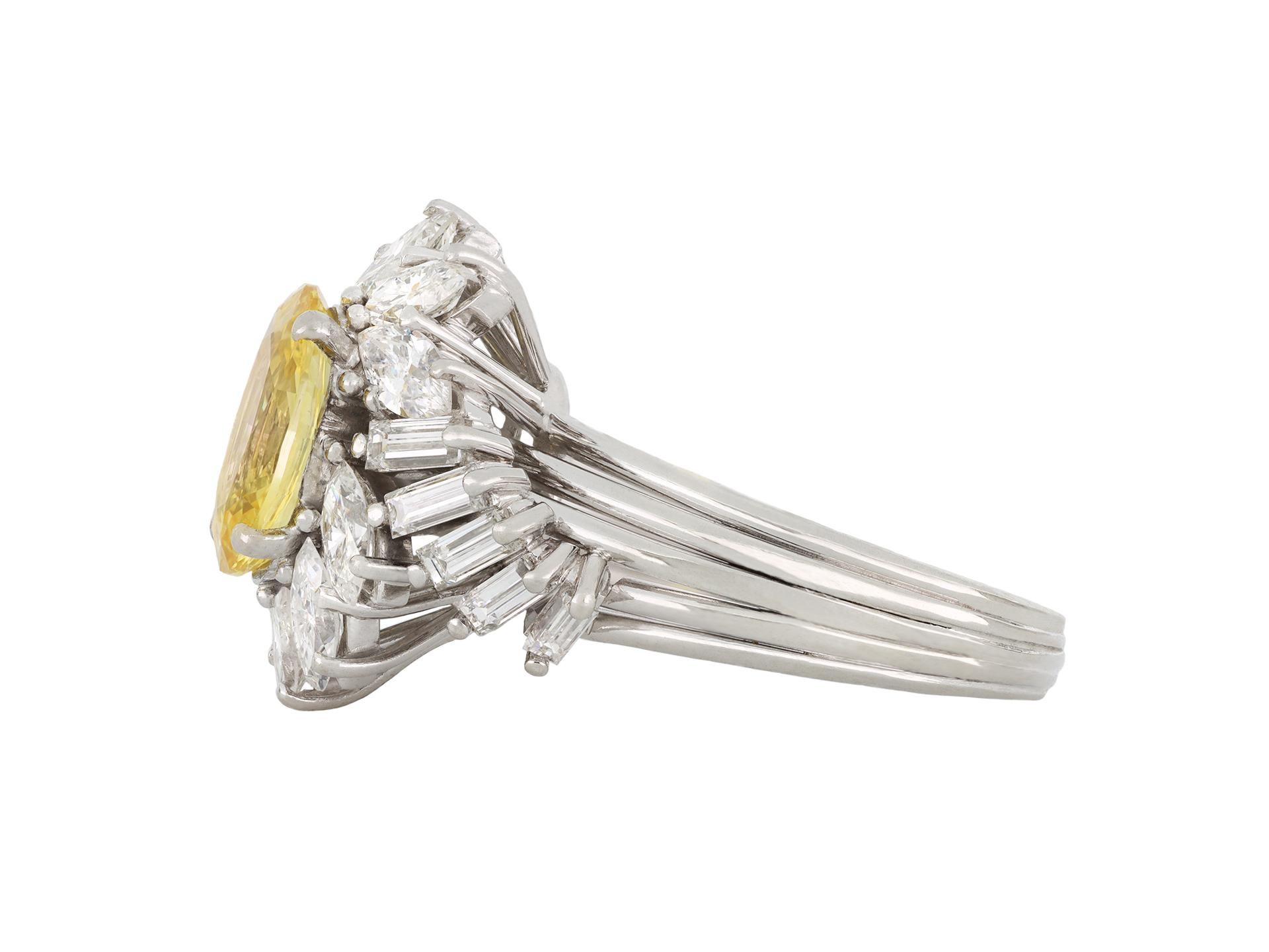 Yellow Ceylon sapphire and diamond cluster ring, circa 1960. For Sale at 1stDibs