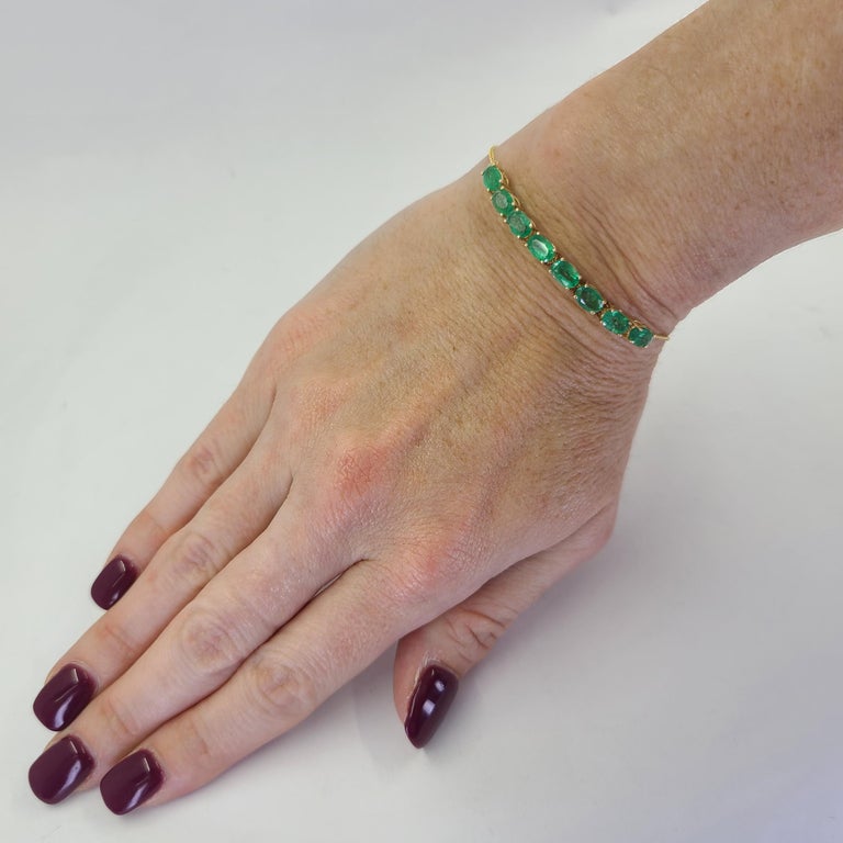 Yellow Gold and Emerald Bolo Bracelet For Sale at 1stDibs
