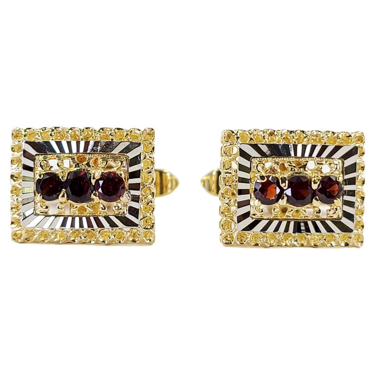 Yellow Gold and Garnet Rectangular Cufflinks For Sale at 1stDibs