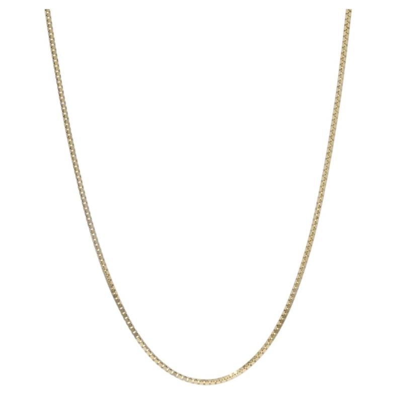 Box Link Necklace in 14k Yellow Gold For Sale at 1stDibs
