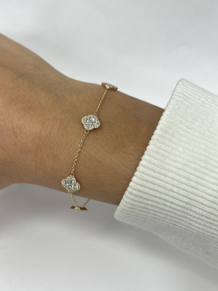 Yellow Gold Clover Link Bracelet For Sale at 1stDibs