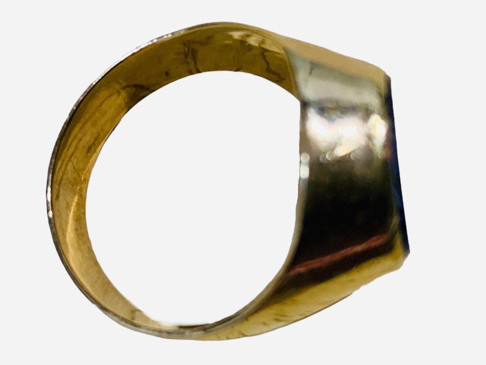 Yellow Gold Corundum Blue Sapphire Signet Ring For Sale at 1stDibs