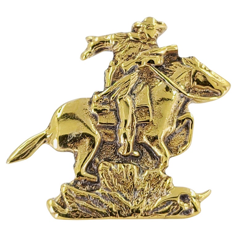 Yellow Gold Cowboy Horse Lapel Pin For Sale at 1stDibs