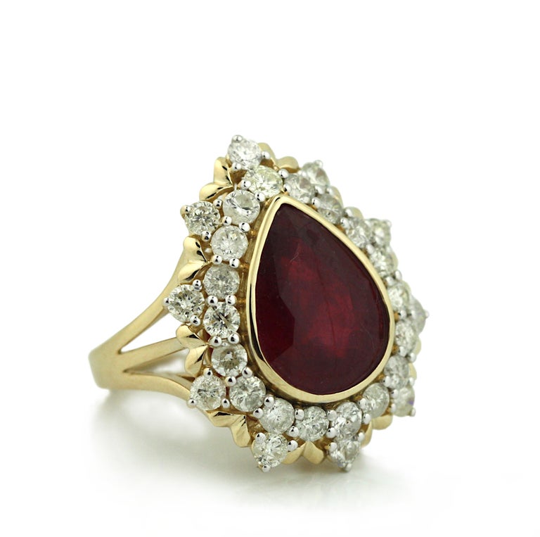 Yellow Gold Diamond and Ruby Ring For Sale at 1stDibs