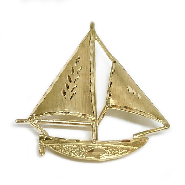 Yellow Gold Diamond-Cut Sail Boat Pendant For Sale at 1stDibs
