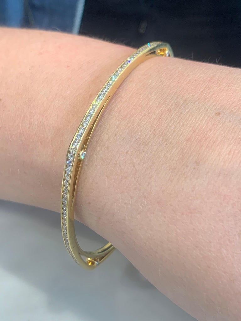 Squared Diamond Bangle Bracelet in 18K Yellow Gold For Sale at 1stDibs