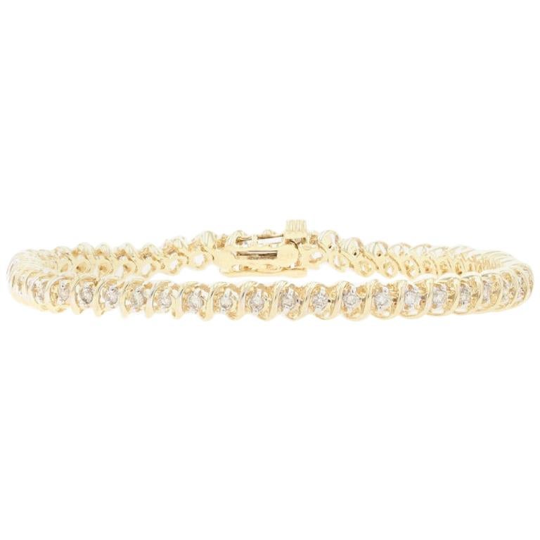 14 Karat Yellow Gold Diamond Tennis Bracelet 2.6 Carat For Sale at 1stDibs