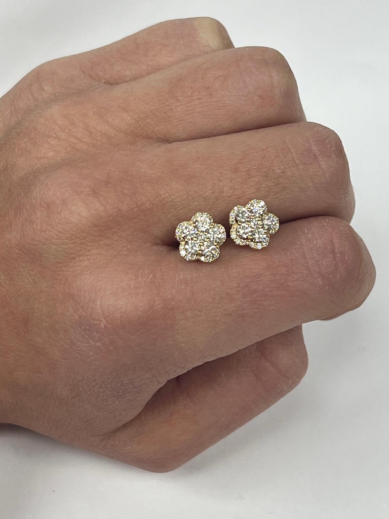 Yellow Gold Flower Diamond Studs For Sale at 1stDibs
