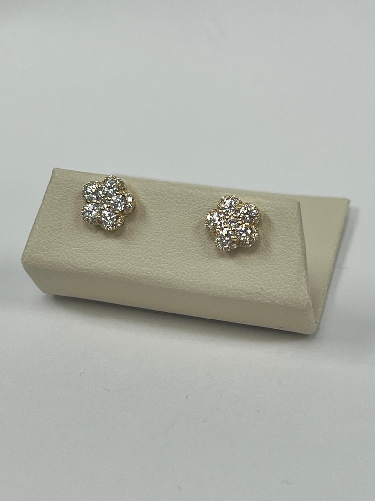Yellow Gold Flower Diamond Studs For Sale at 1stDibs