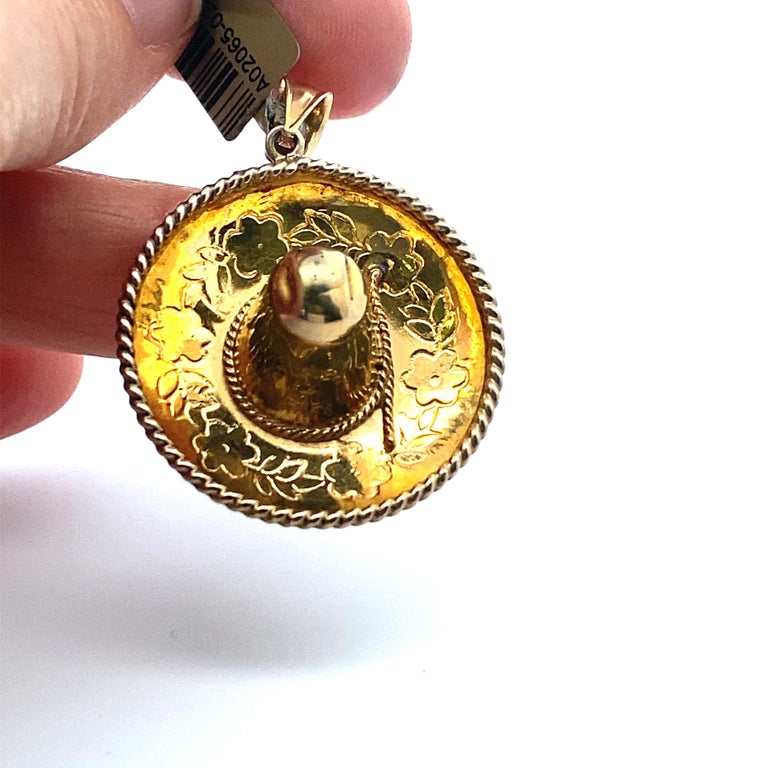 Yellow Gold Mexican Sombrero Charm Pendant For Sale at 1stDibs