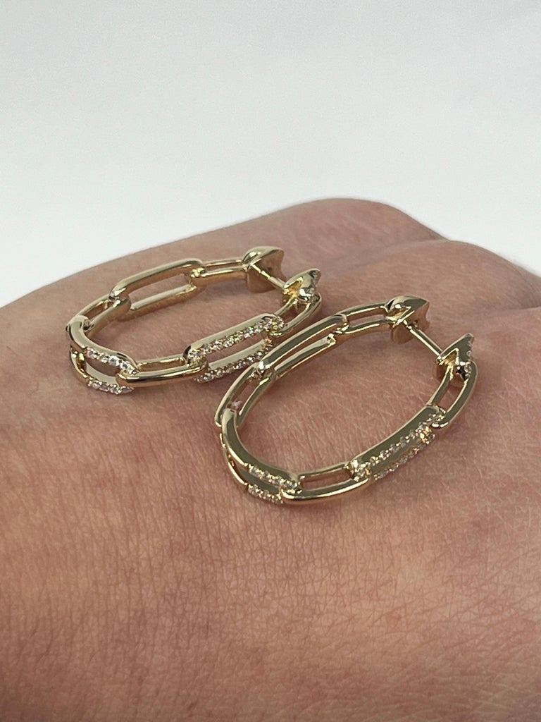 Yellow Gold Paperclip Earrings For Sale at 1stDibs