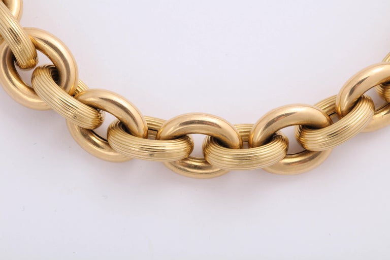 Yellow Gold Polished and Striated Oval Link Chain at 1stDibs