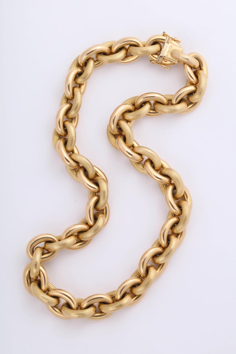 Yellow Gold Polished and Striated Oval Link Chain at 1stDibs