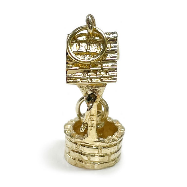 Yellow Gold Wishing Well Pendant For Sale at 1stDibs