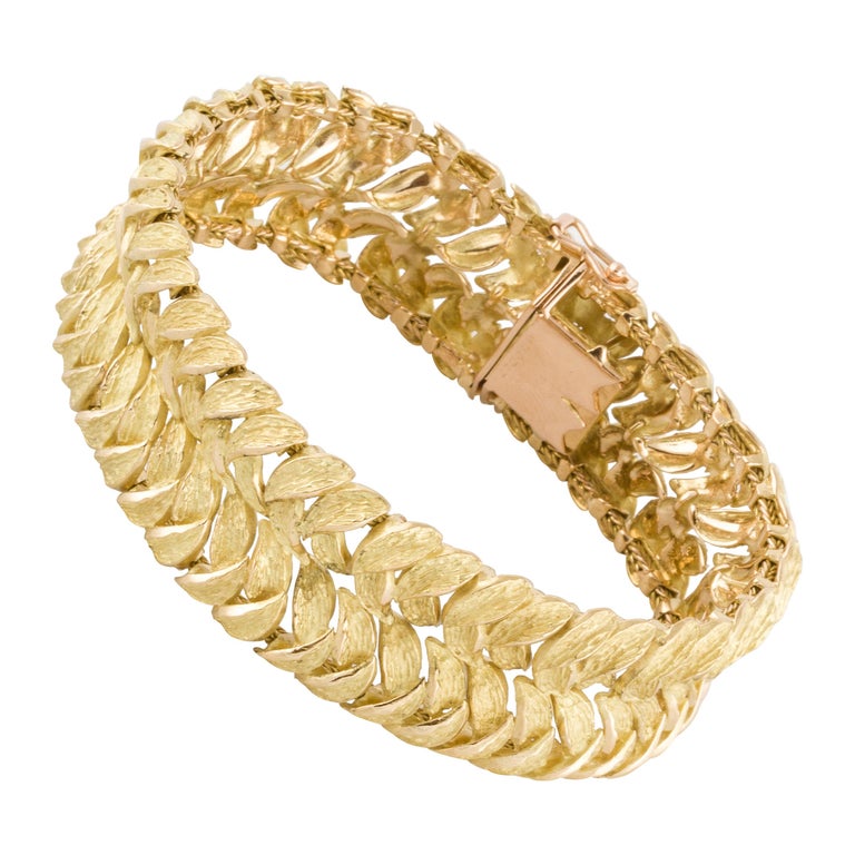 Vintage Neiman-Marcus 18K Textured Gold Bracelet For Sale at 1stDibs