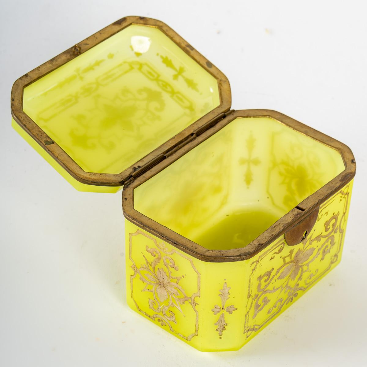 Yellow Opaline Box, 19th Century at 1stDibs