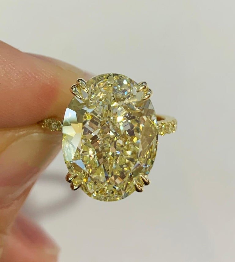Yellow Oval Diamond 10.02ct Engagement Ring For Sale at 1stDibs