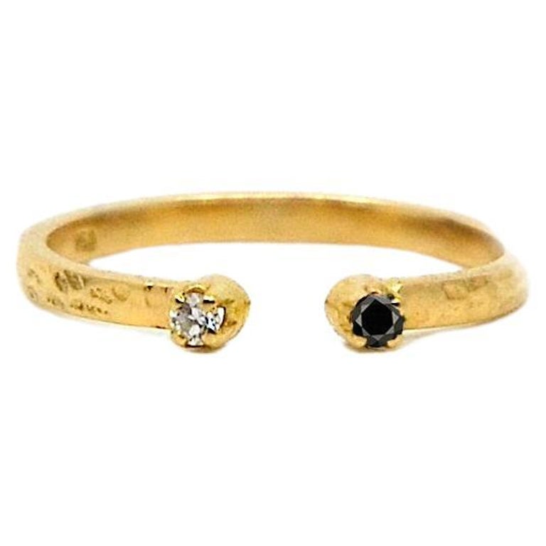 Customizable 'Ying Yang' 18K Gold Ring For Sale at 1stDibs