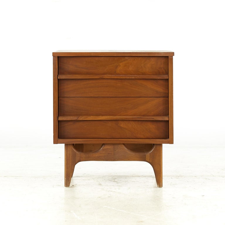 Young Manufacturing Mid Century Curved Front Walnut Nightstands - Pair ...