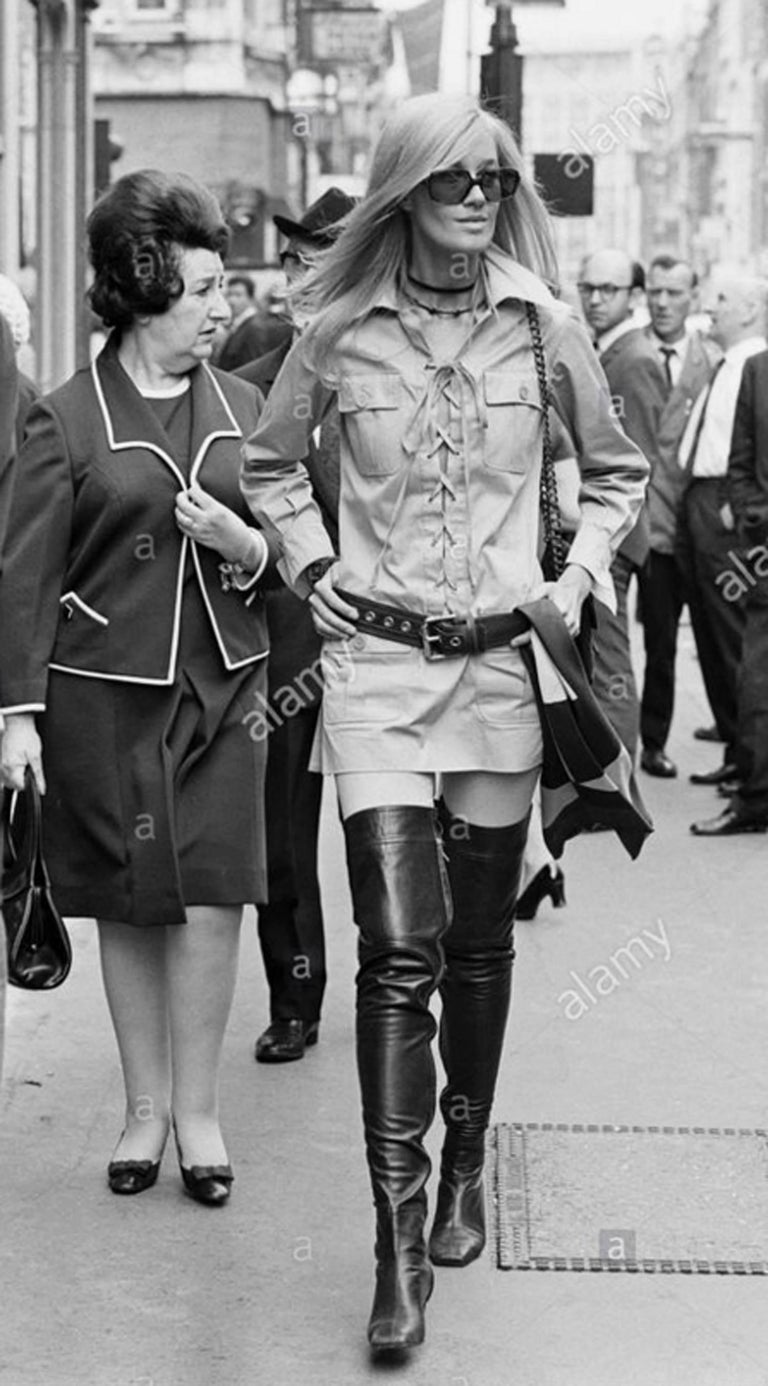 Yves Saint Laurent corn safari tunic, 1968 collection as seen on Betty ...