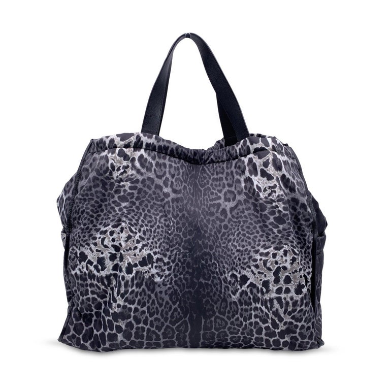 Yves Saint Laurent Grey Animalier Leopard Nylon Large Tote Bag For Sale ...