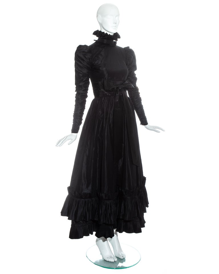 Yves Saint Laurent Haute Couture black silk taffeta evening dress, fw ...